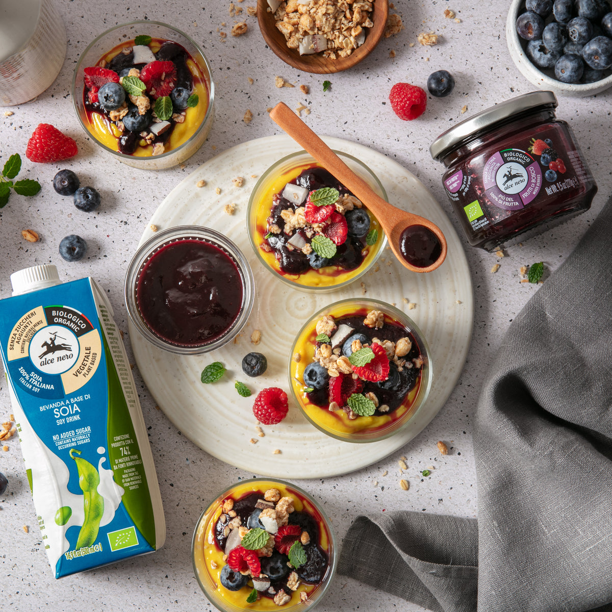 Budino vegano alla vaniglia con frutti di bosco | Ricette Alce Nero